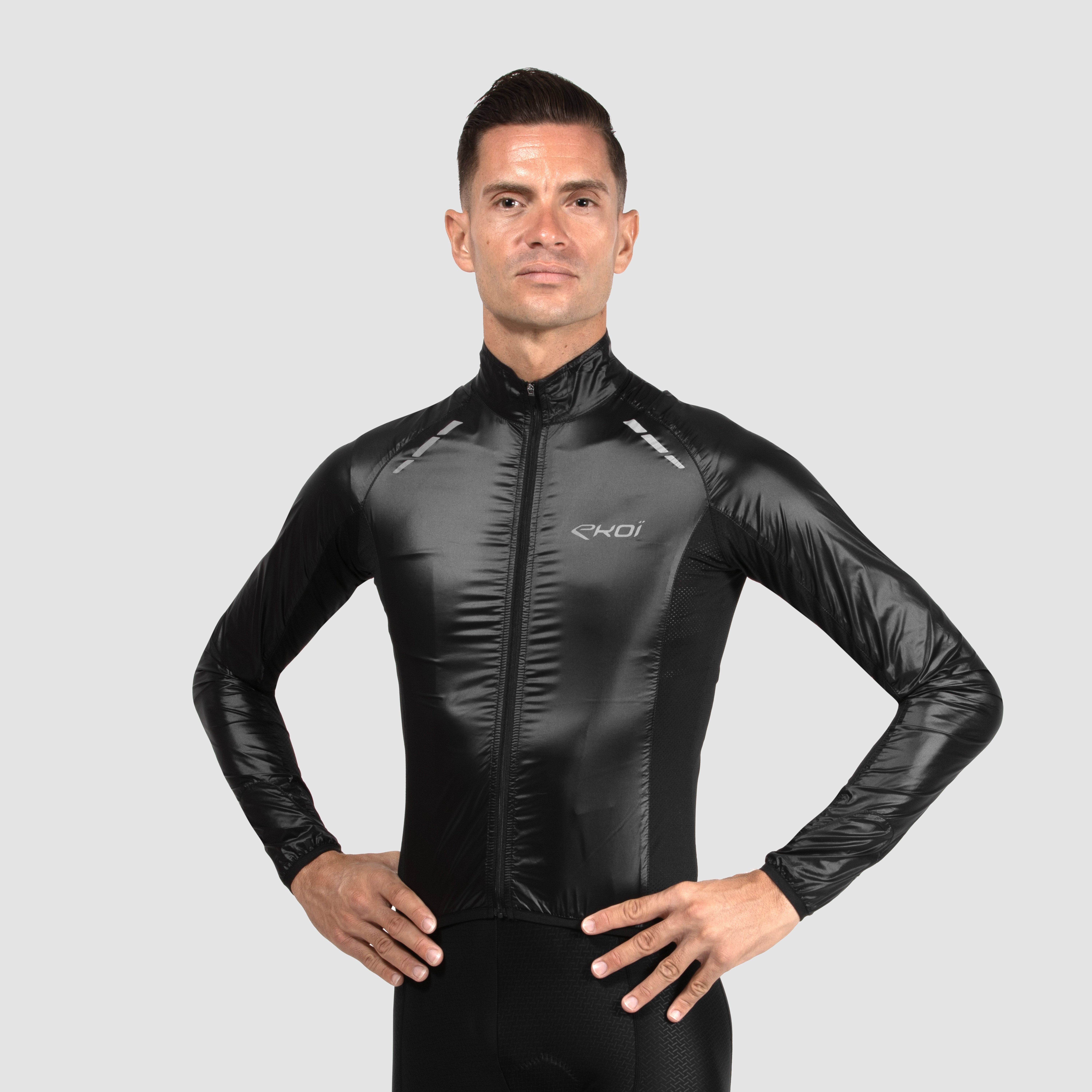 EKOI Perf WINDPROOF LIGHT PACKABLE Jacket Black - EKOI