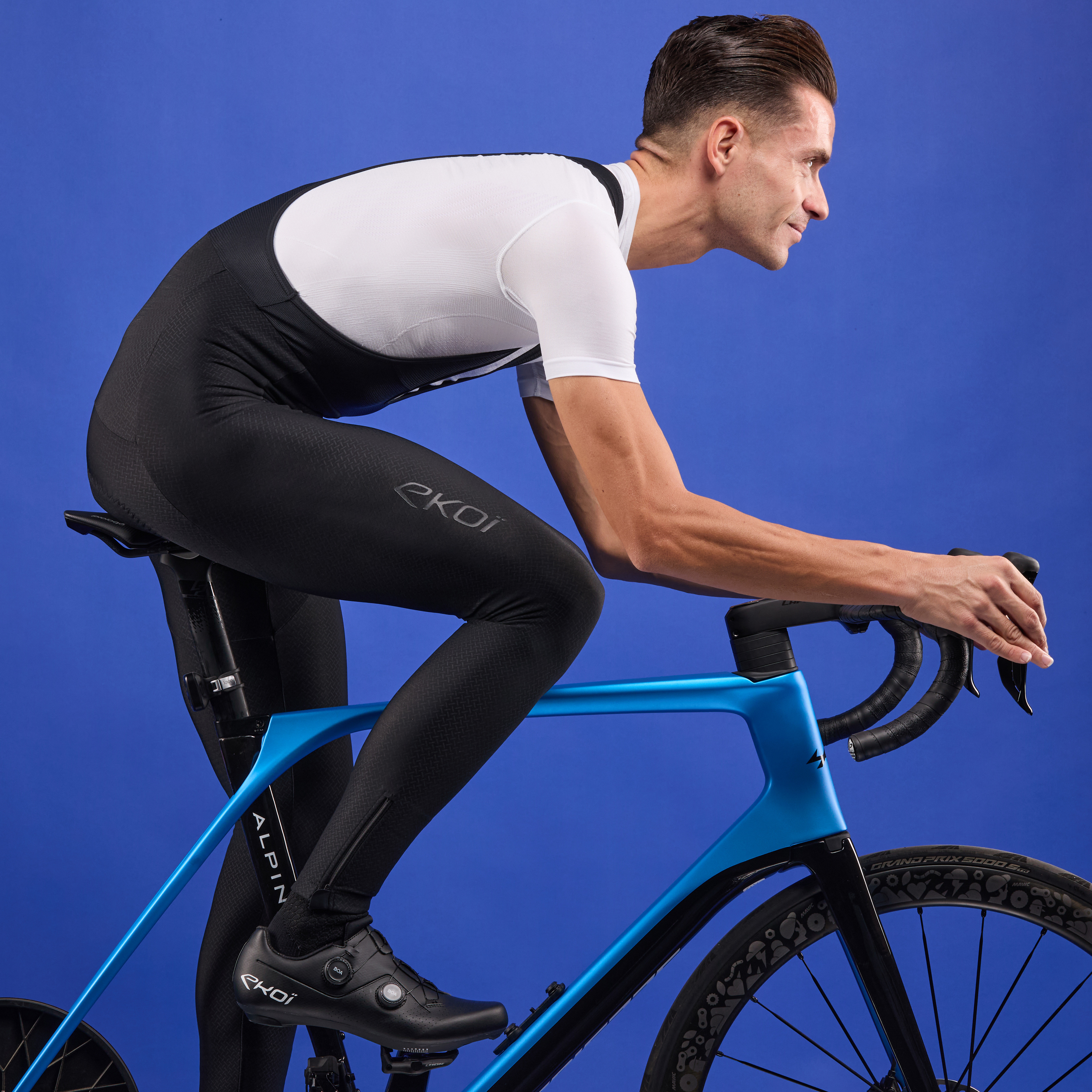 Tenue Criterium Gel Power Rouge - EKOI